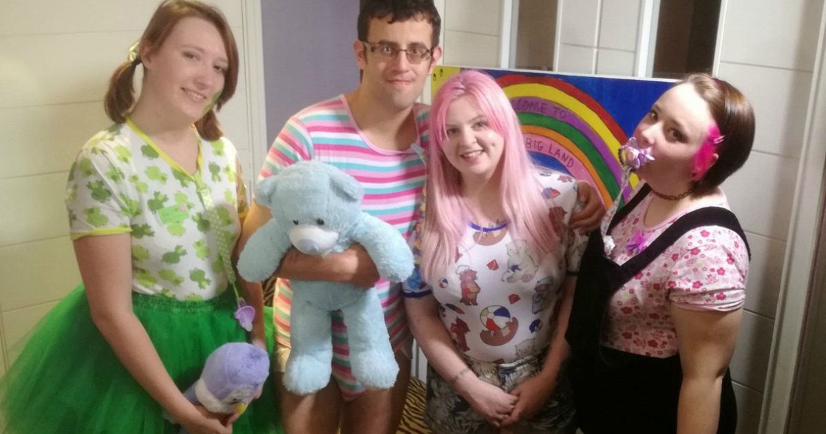 Adult Baby Nursery: a Verona apre l'asilo per adulti | superEva